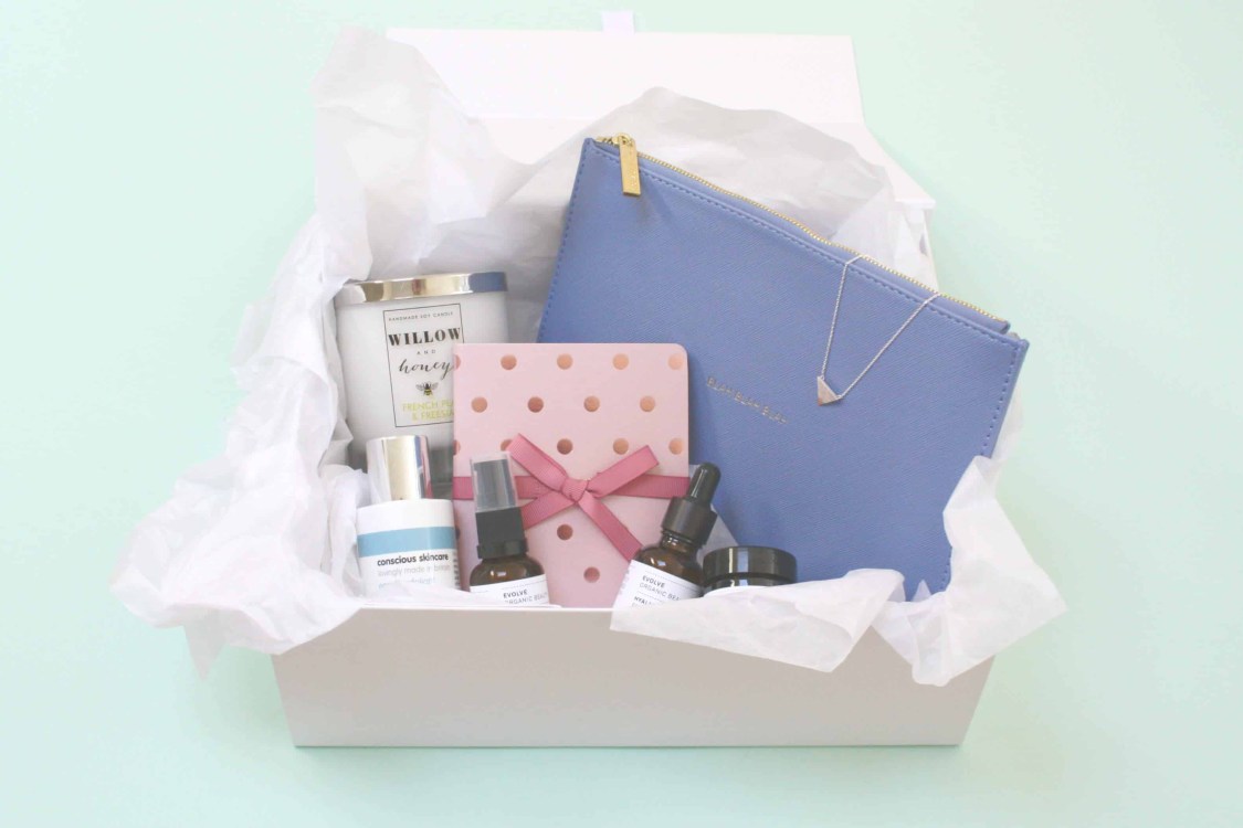 Moon Magic Box Reviews: Get All The Details At Hello Subscription!