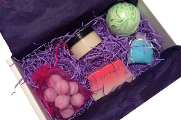 The Monthly Pamper Box Reviews: Get All The Details At Hello Subscription!