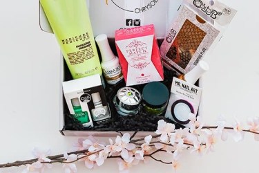 Nail & Nail Polish Subscriptions - Hello Subscription