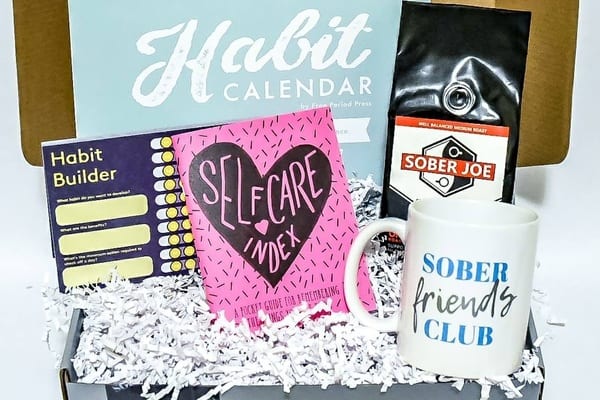Sober Friends Club Reviews: Get All The Details At Hello Subscription!