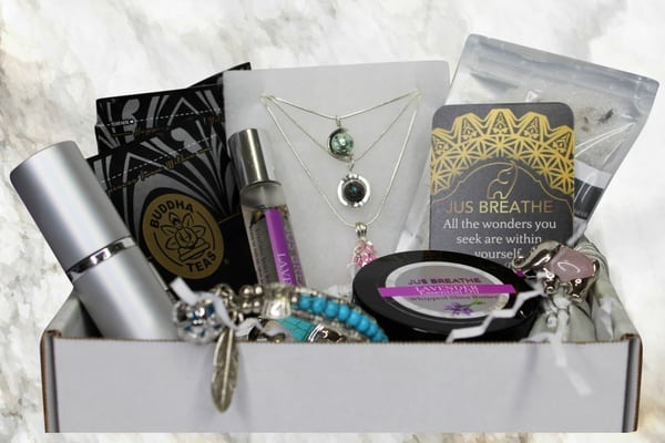 Jus Breathe Box Reviews: Get All The Details At Hello Subscription!