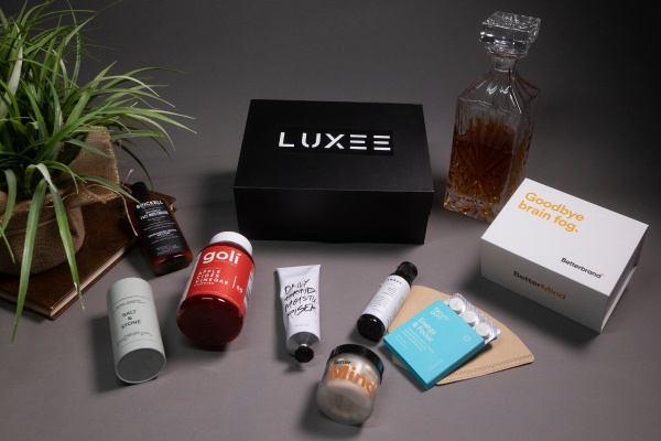 LUXEE Reviews: Get All The Details At Hello Subscription!