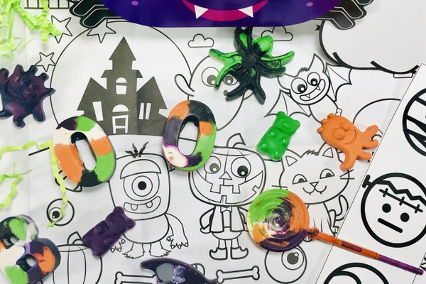 Creative Crayons Coloring Box Reviews: Get All The Details At Hello Subscription!