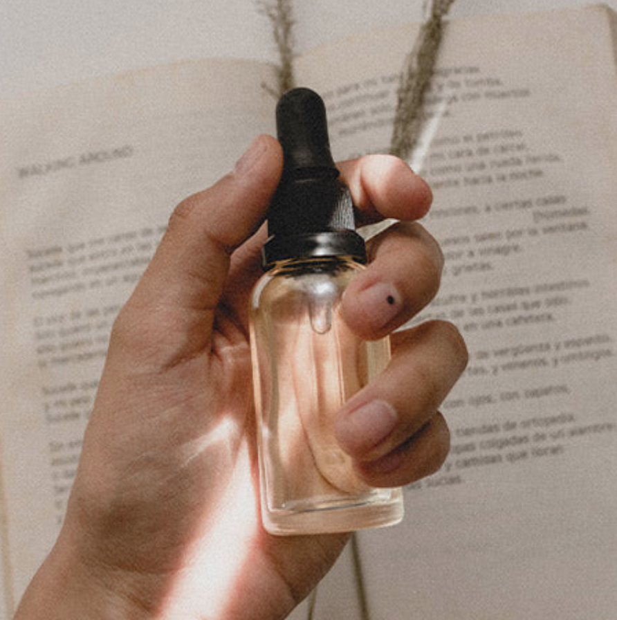 Alyaka Reviews: Get All The Details At Hello Subscription!