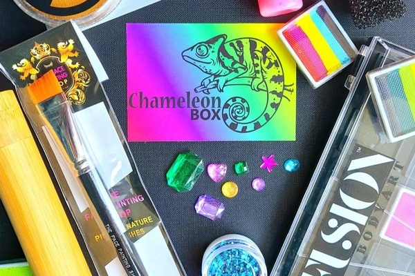 Chameleon Box by Uplifted Online Reviews: Get All The Details At Hello ...