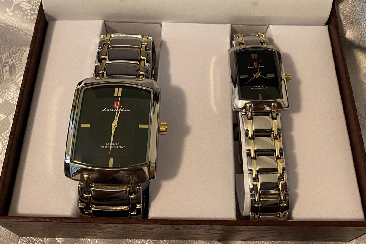 The Watch King Reviews: Get All The Details At Hello Subscription!