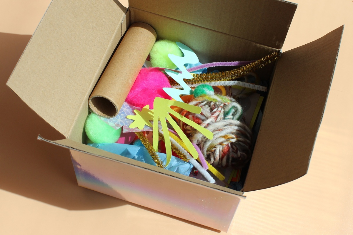Little Squiggle Box Reviews: Get All The Details At Hello Subscription!
