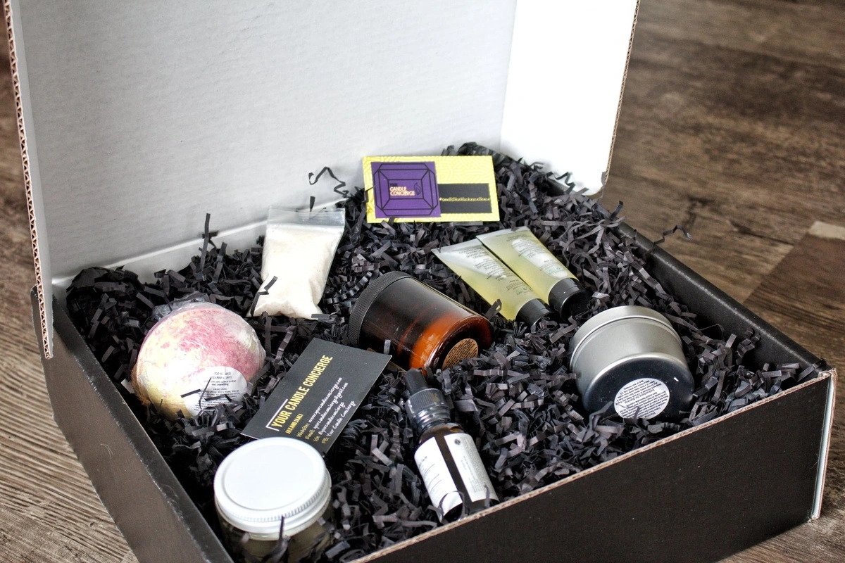 Your Candle Concierge Box Reviews: Get All The Details At Hello ...